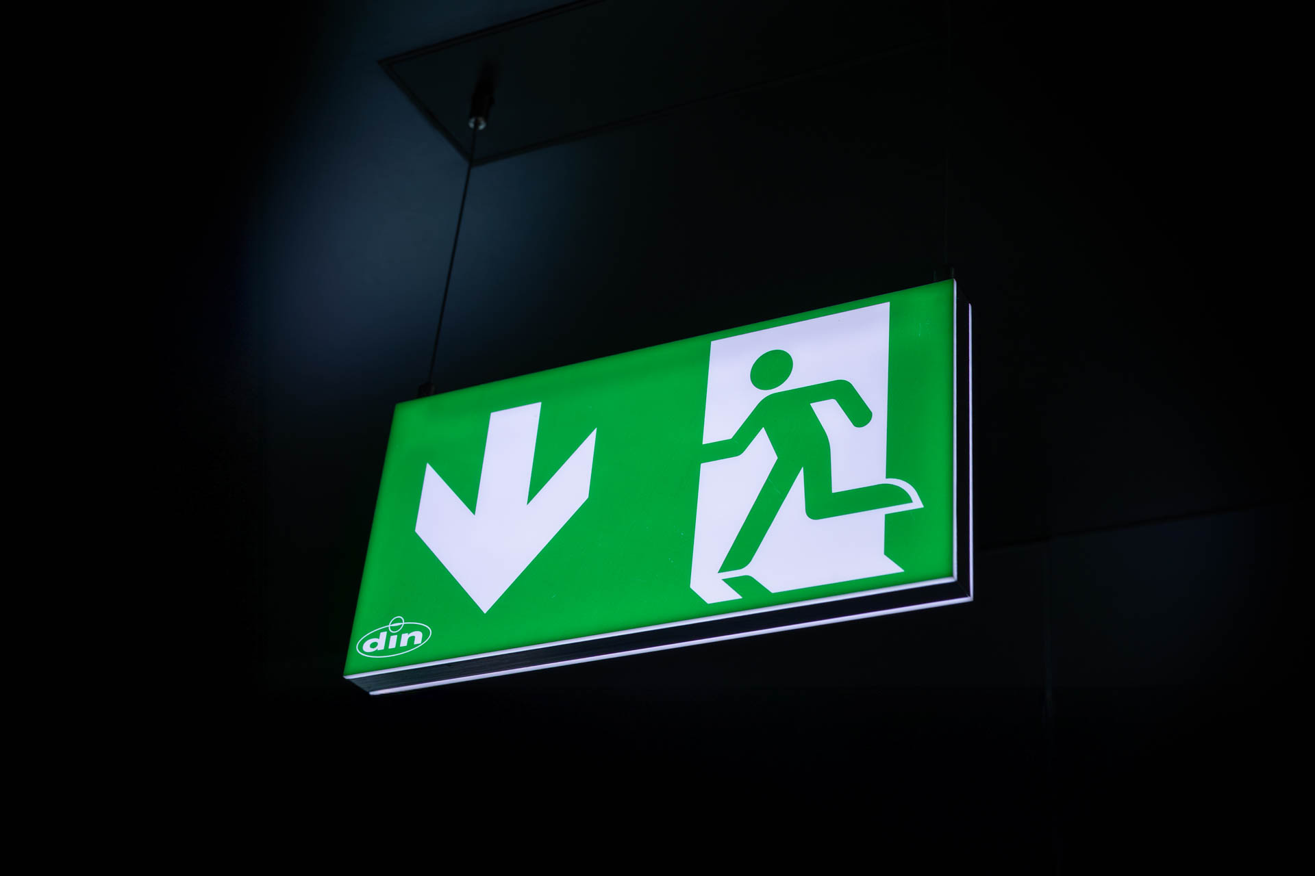 STRING ARC | din-Sicherheitstechnik